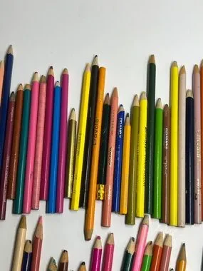 Office | 14 Used Vintage Coloured Pencils Crayons Lot Pentech Crayola ...